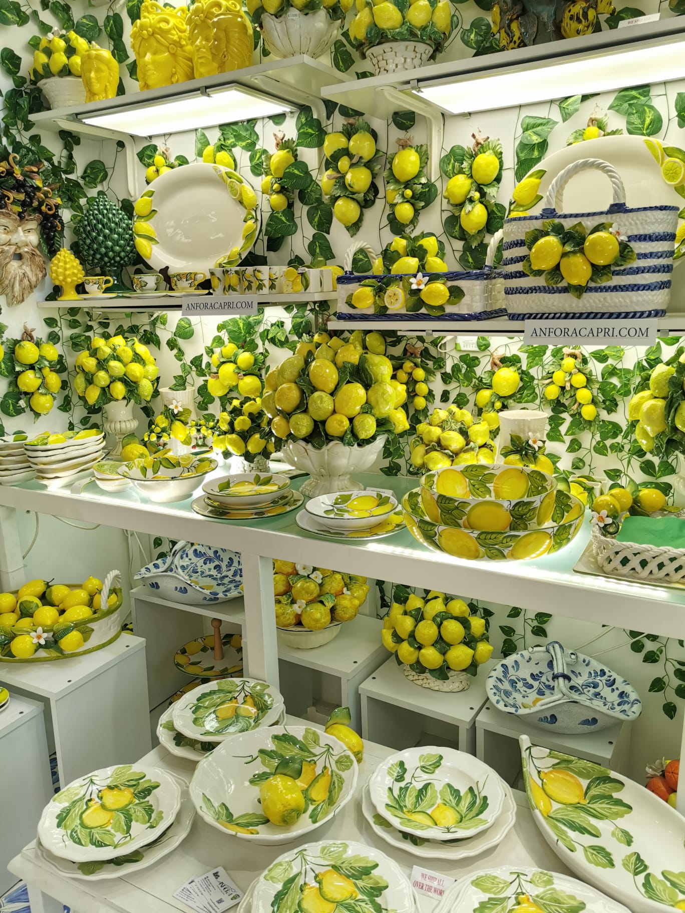 The Ultimate Weekend Guide To Capri, Italy. Where To Stay (La Minerva ...