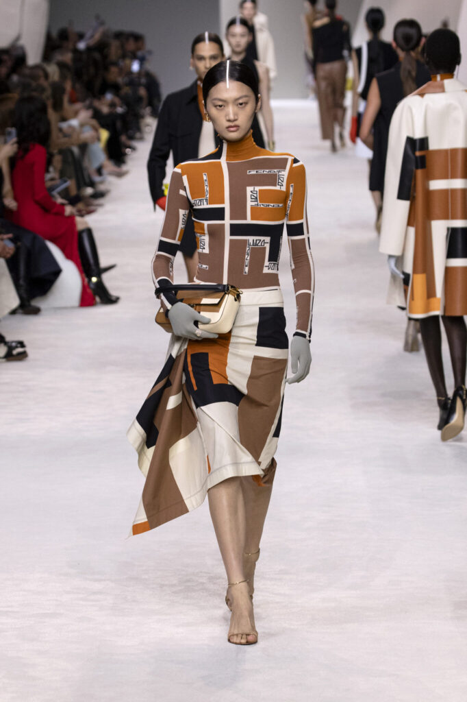 FENDI WOMENSWEAR COLLECTION - SS24 During MFW. COMFORT, LUXURY AND ...