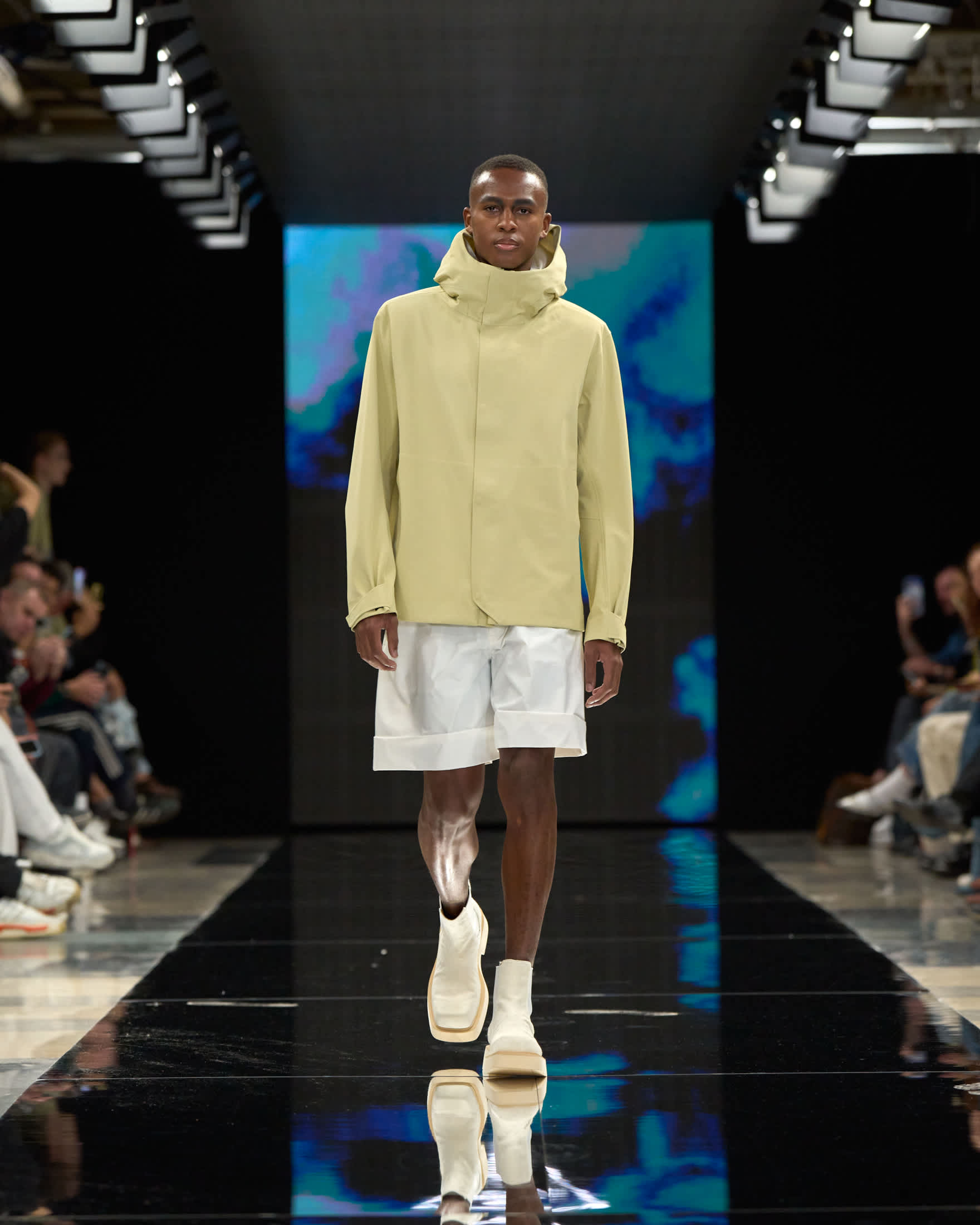 FROM QUANZHOU TO MILAN: SEPTWOLVES LEADS THE NEWBUSINESS TRAVEL FASHION ...